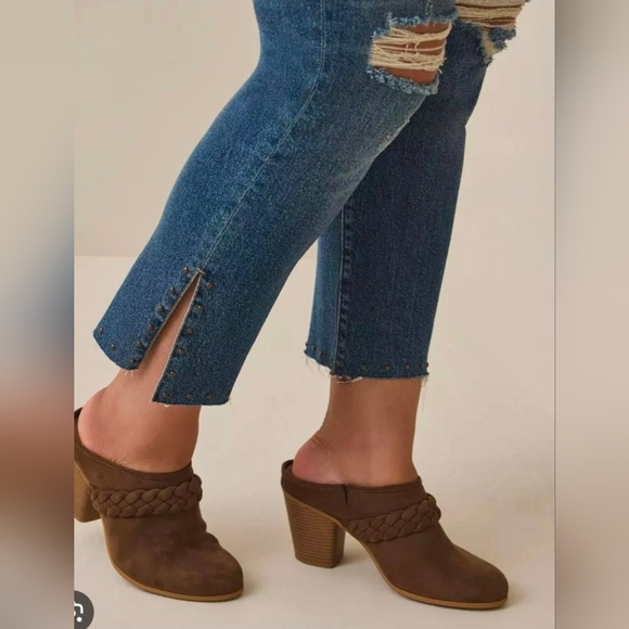 torrid | Shoes | Torrid Tan Clog Platform Mule Faux Wooden Heel Size 5 ...